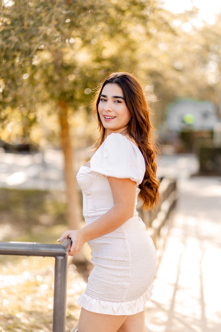 Senior Portrait Photographer in Tampa, Florida – Your Senior Experience